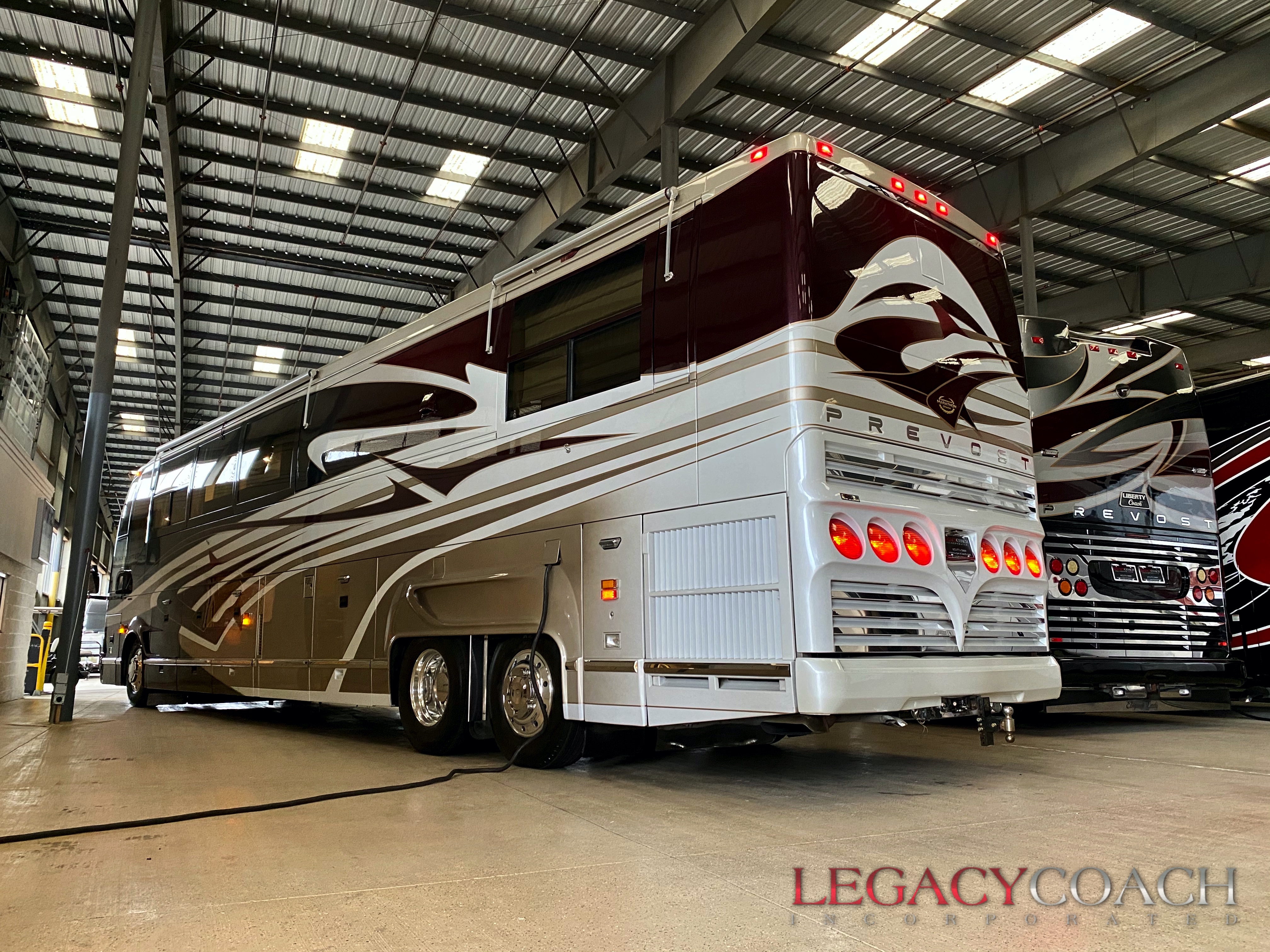 2000 Prevost Marathon H3 45 Nonslide | Legacy Coach | Rockwall Texas