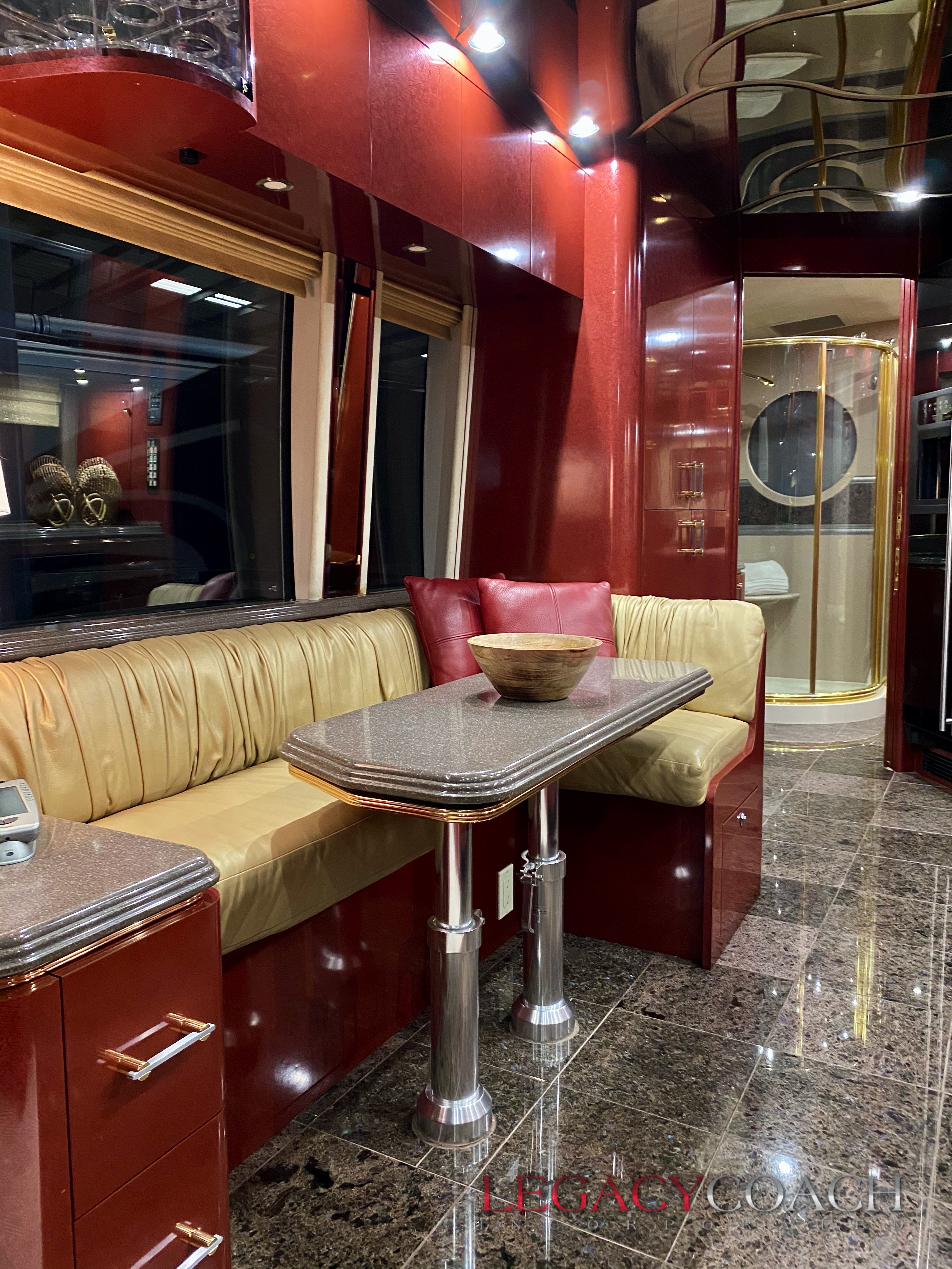 2000 Prevost Marathon H3 45 Nonslide | Legacy Coach | Rockwall Texas